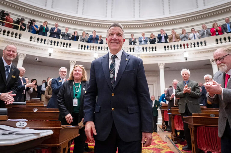 Gov. Scott stays bullish on education reform plans - The Hardwick Gazette
